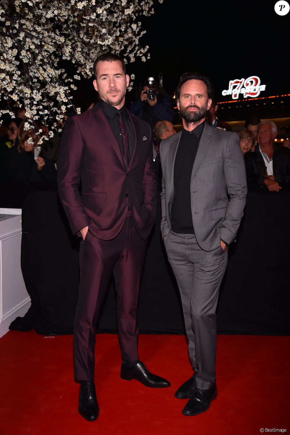Barry Sloane, acteur anglais, et Walton Goggins, acteur américain, lors ...