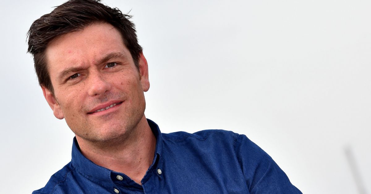 Le chef cuisinier Chuck Hughes pose lors d'un photocall à l'occasion du ...