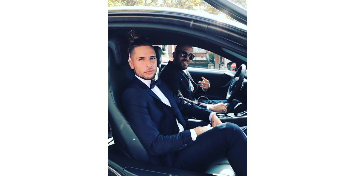 Photo : Eddy de "Secret Story 7" très chic prend la pose avec un ami ...