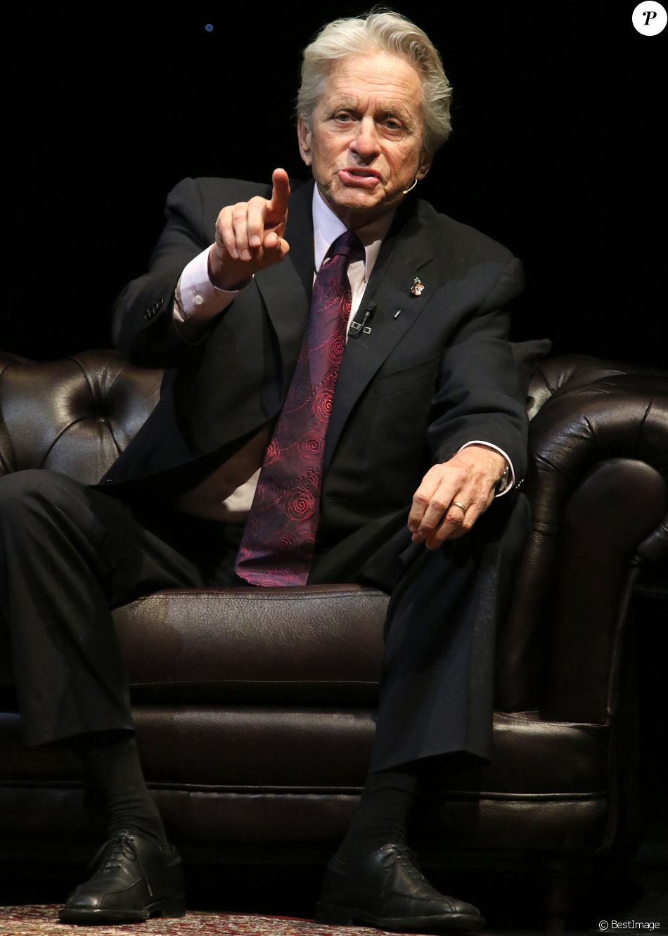 Michael Douglas partage sa passion pour la comédie, la production et l ...