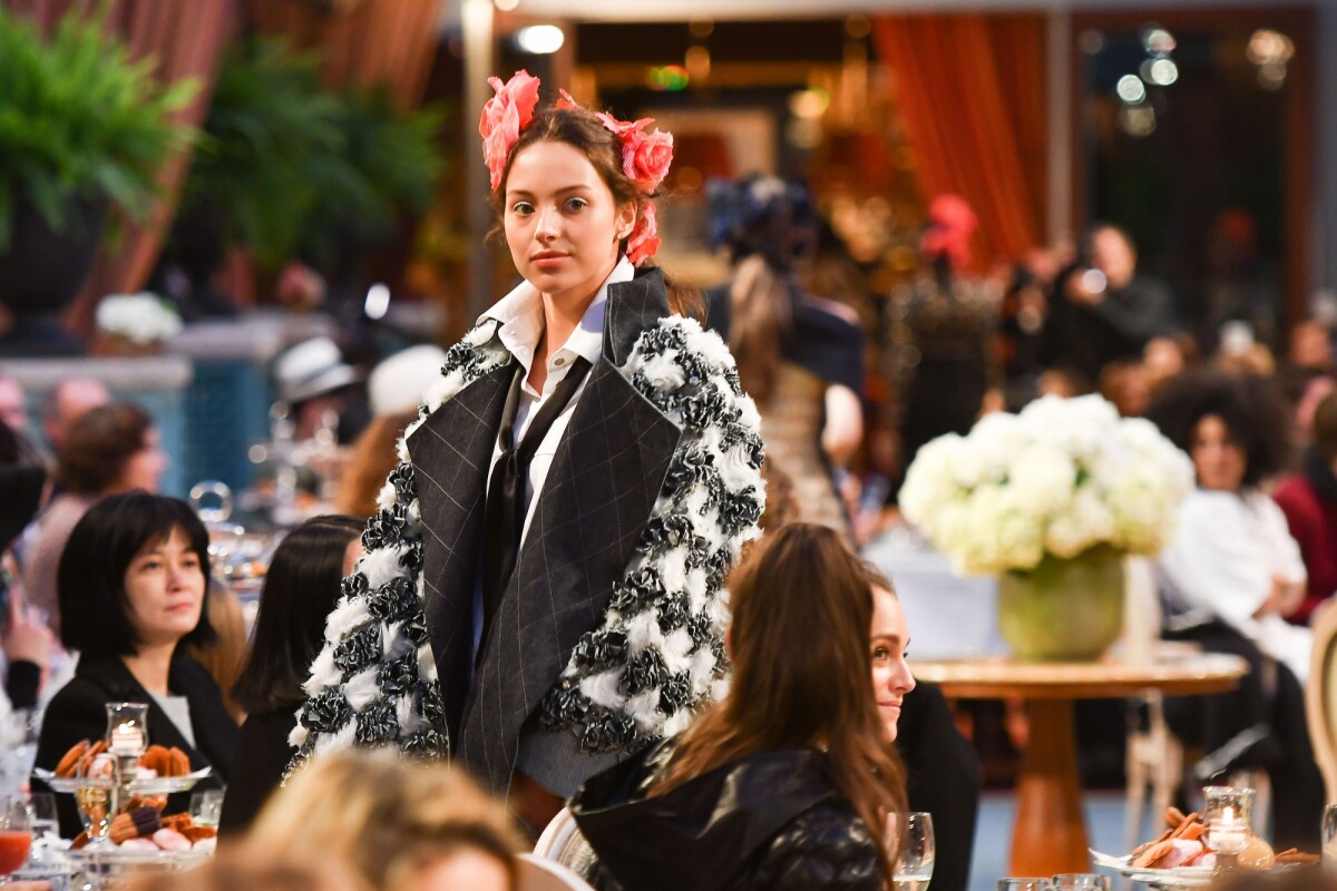 Photo : Jénayé Noah participe au deuxième défilé Chanel "Métiers d'Art ...
