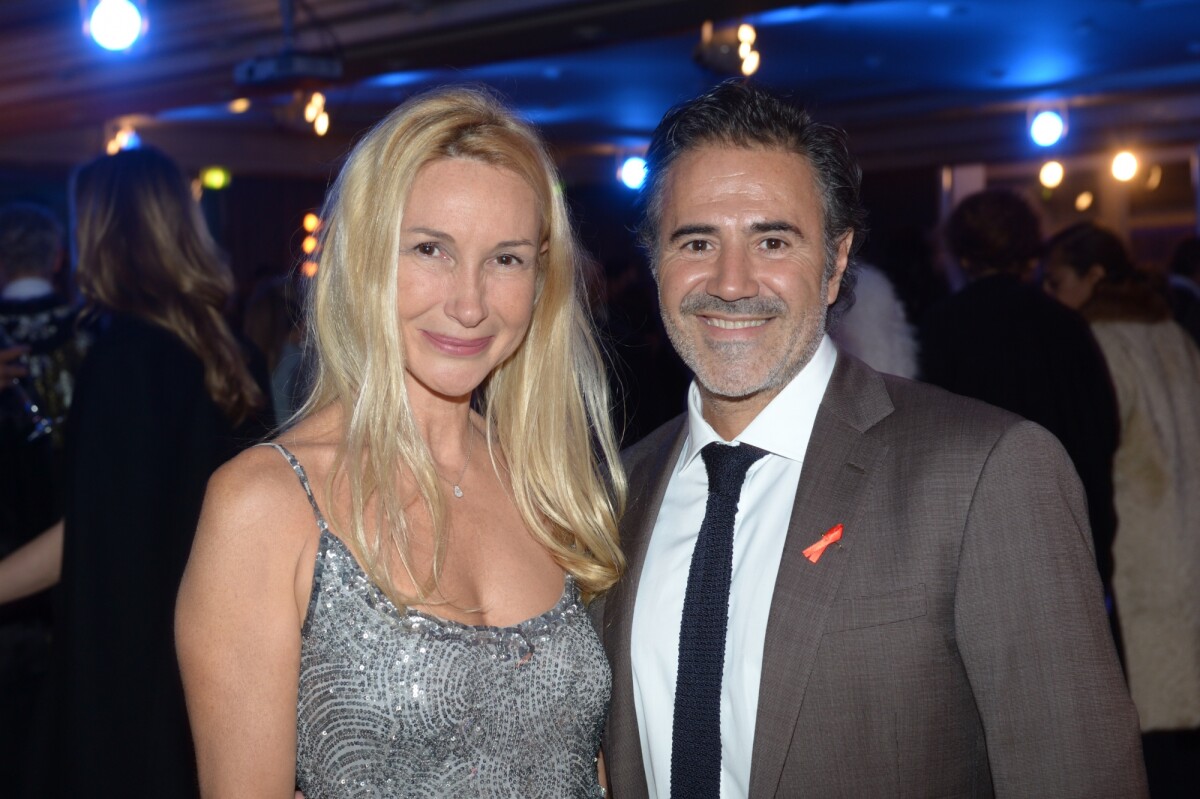 Photo : Archive - José Garcia et sa femme Isabelle Doval à Paris le 24 ...