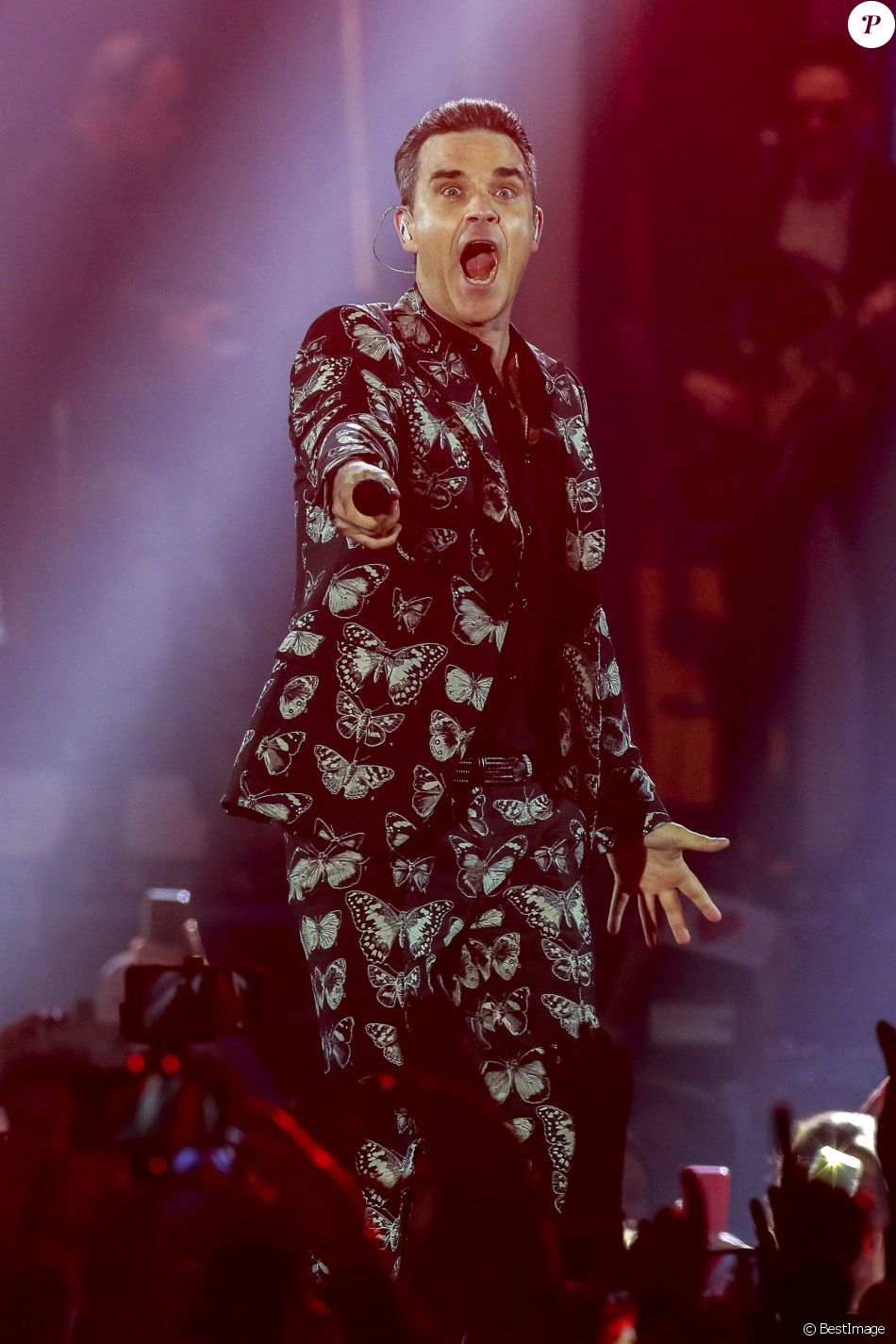 Robbie Williams à la cérémonie des 40èmes Music Awards à Barcelone, le ...