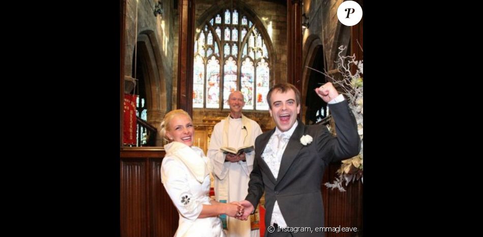 Simon Gregson et sa femme Emma Gleave, le jour de leur mariage, le 13 ...