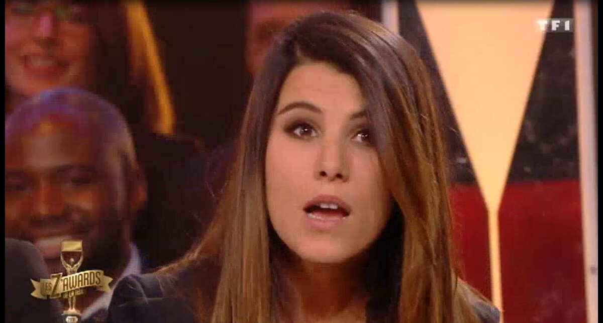 Photo : Karine Ferri sous le choc après avoir été élue femme la plus ...