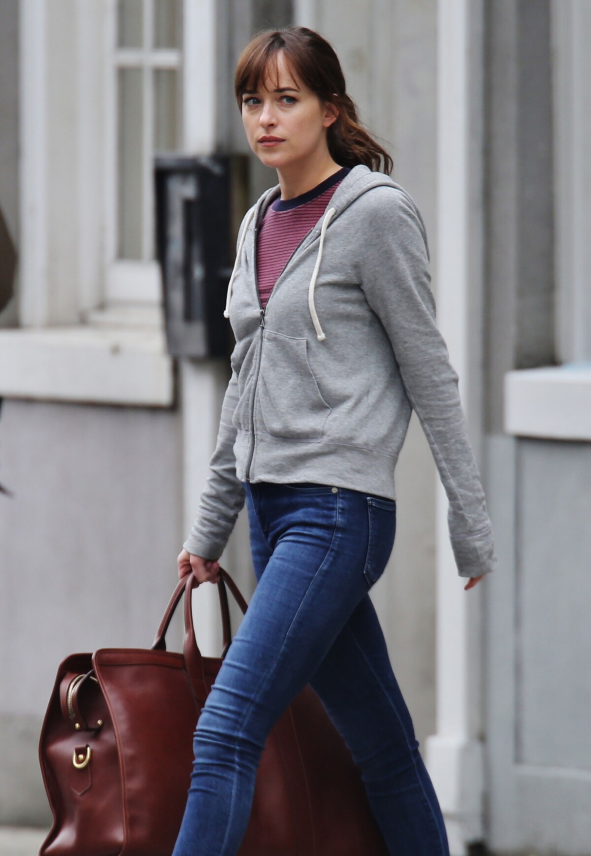 Photo : Dakota Johnson sur le tournage du film "Fifty Shades Darker" à ...