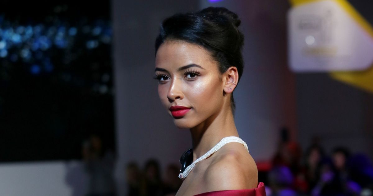 Flora Coquerel (Miss France 2014) au défilé de mode Christophe ...