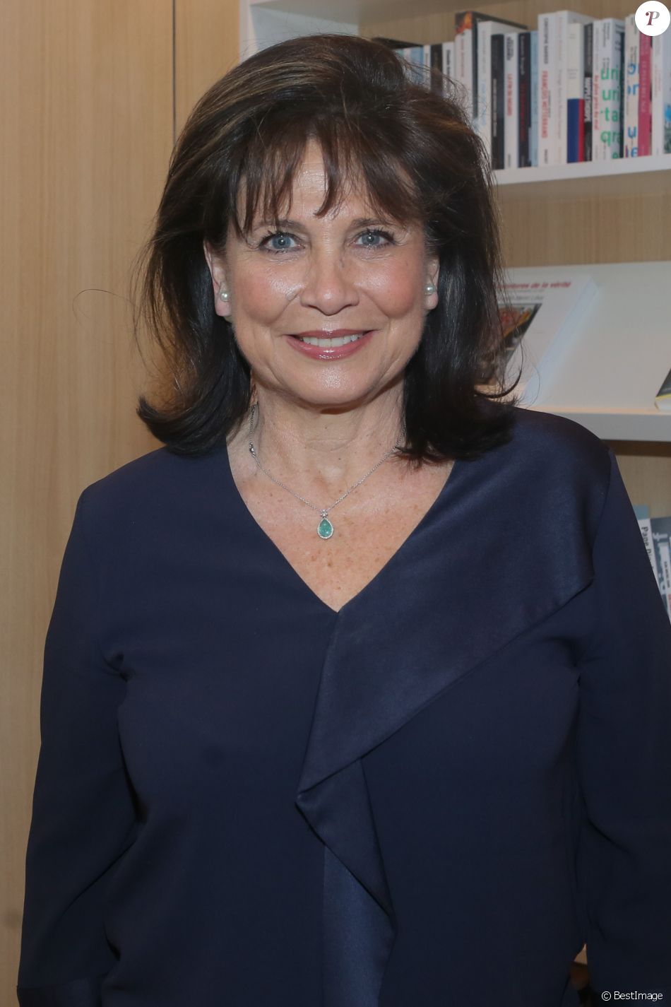 Anne Sinclair au 32ème Salon du Livre à la Porte de Versailles à Paris ...