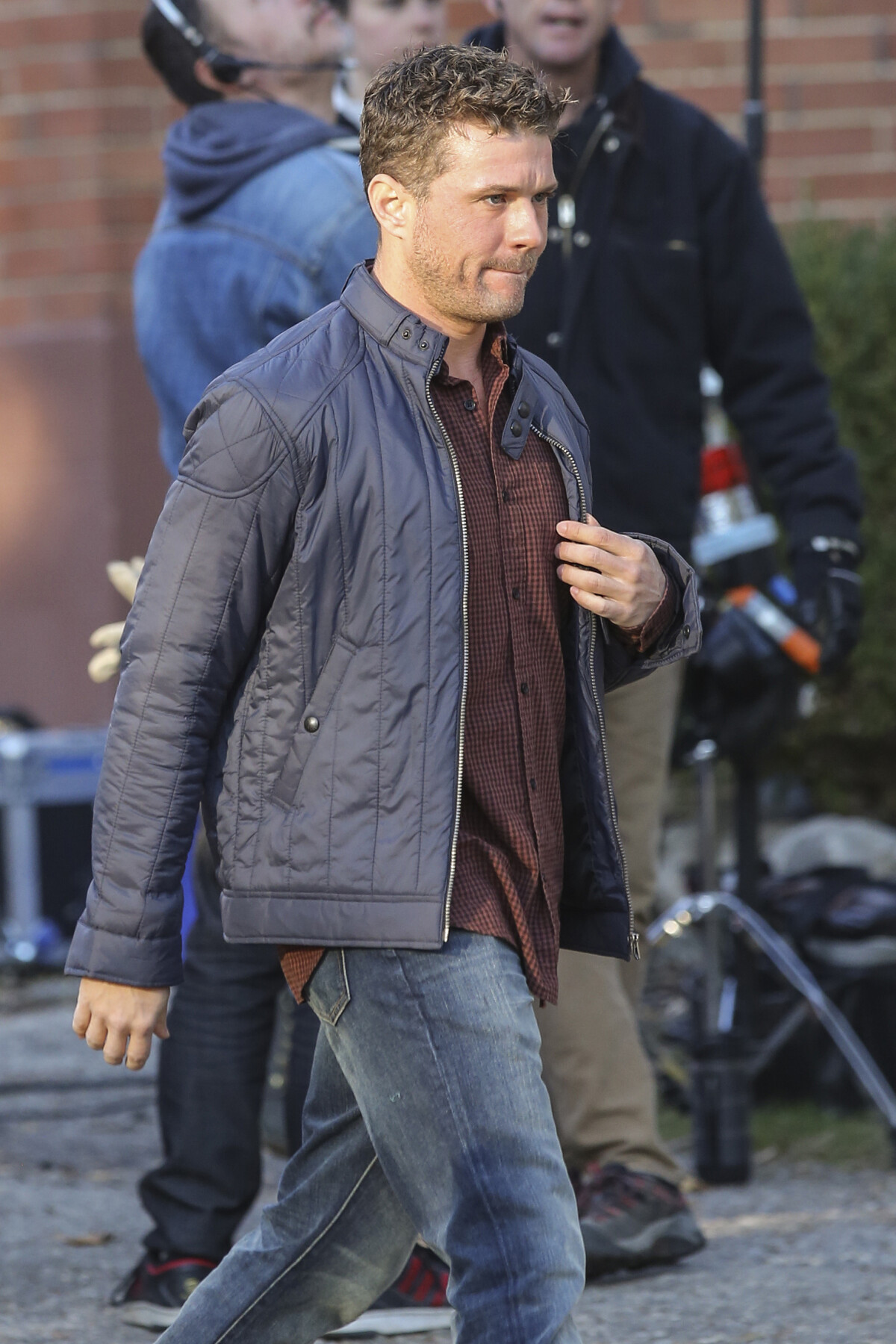 Photo : Ryan Phillippe sur le tournage de ''Wish Upon'' à Toronto, le ...