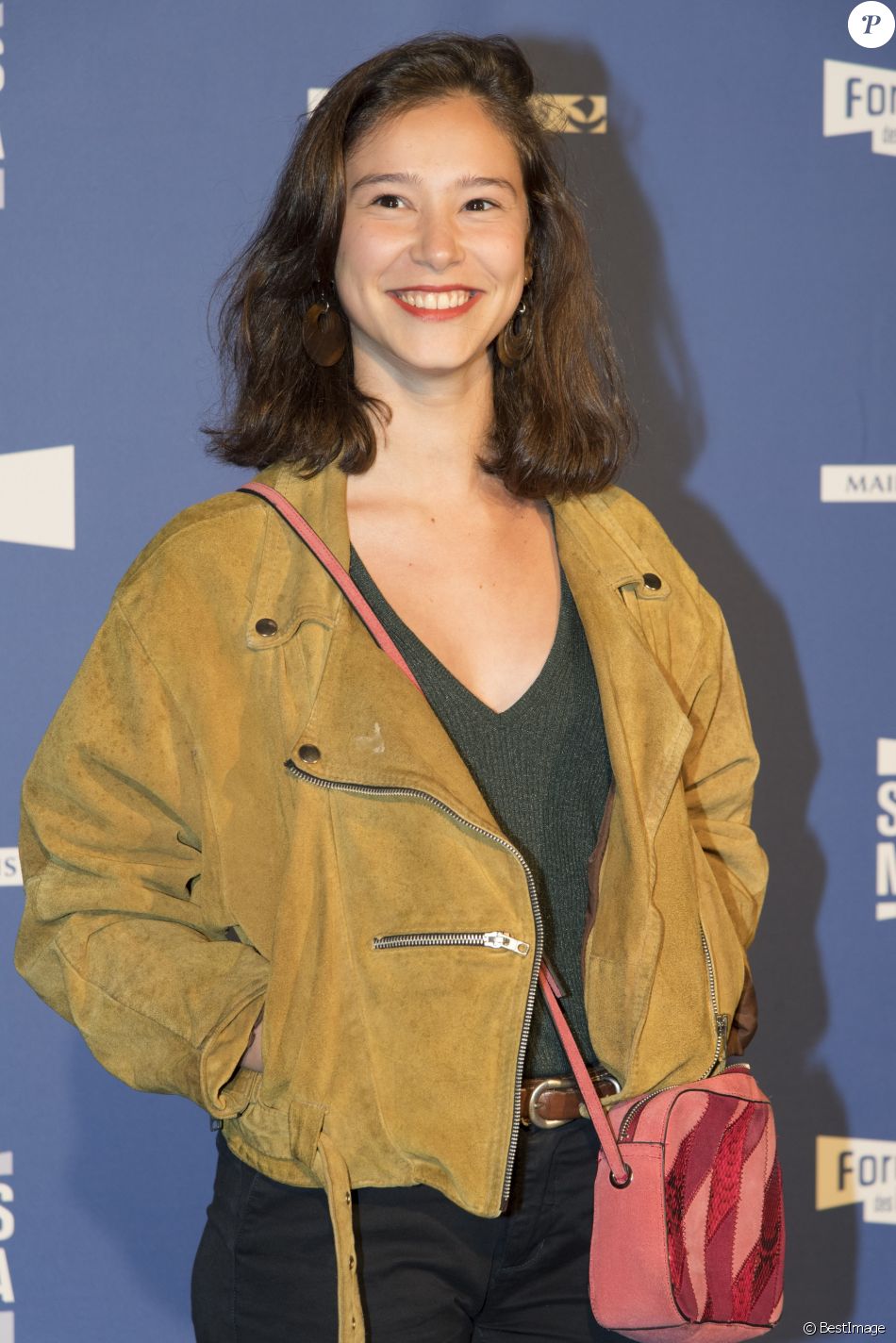 Léa Lopez à la soirée d'ouverture de la 8ème édition du festival Séries ...