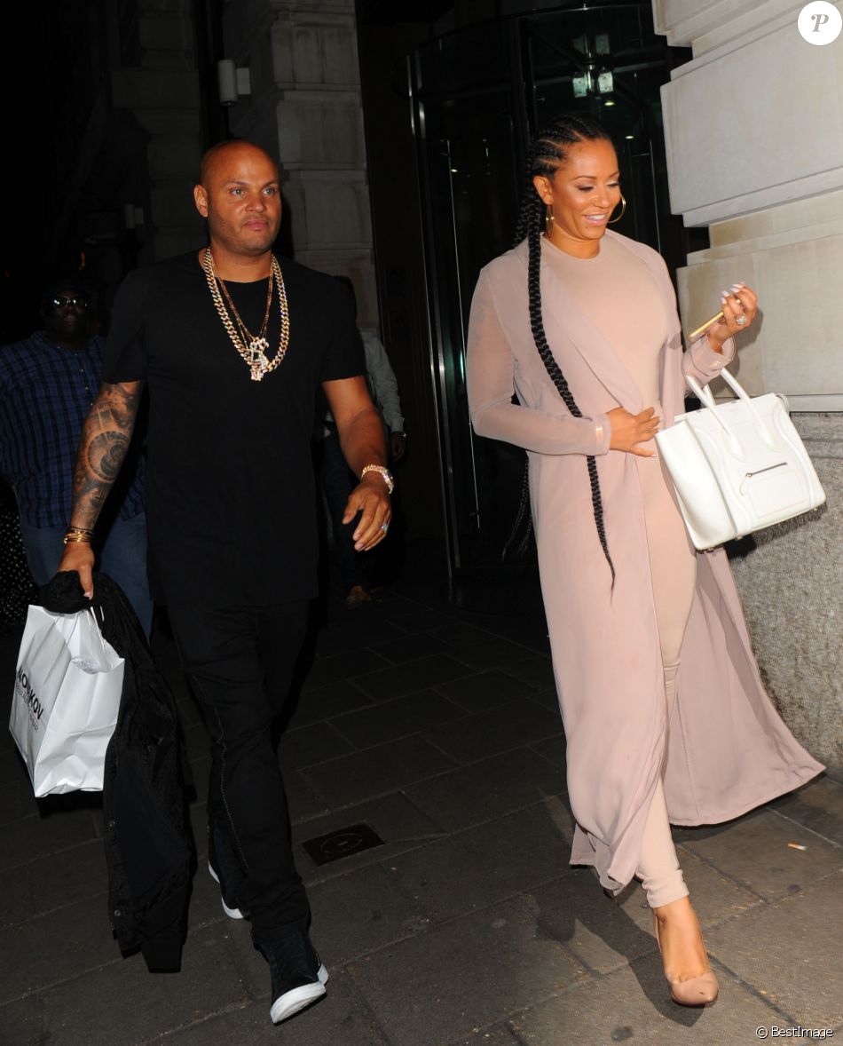 Melanie Brown (Mel B) et son mari Stephen Belafonte sortent du ...