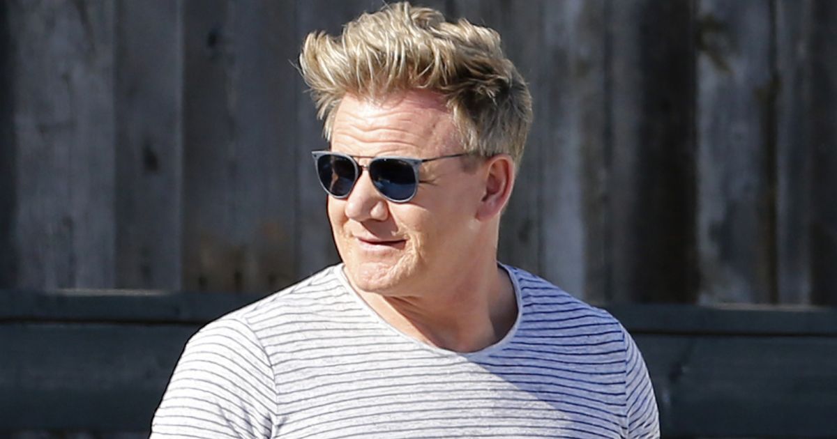 Gordon Ramsay est allé acheter un jus d'orange chez Starbucks et repart ...