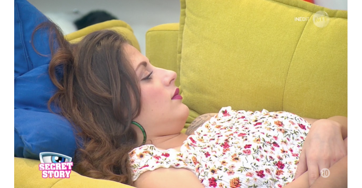 Photo : Julie - "Secret Story 11", sur NT1. Le 19 septembre 2017 ...
