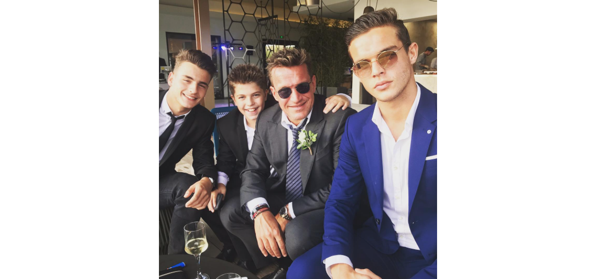 Photo : Benjamin Castaldi et ses fils en Corse, le 24 septembre 2017 ...
