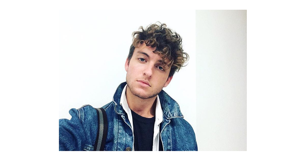 Cameron Robbie sur une photo publiée sur Instagram en juin 2016 ...