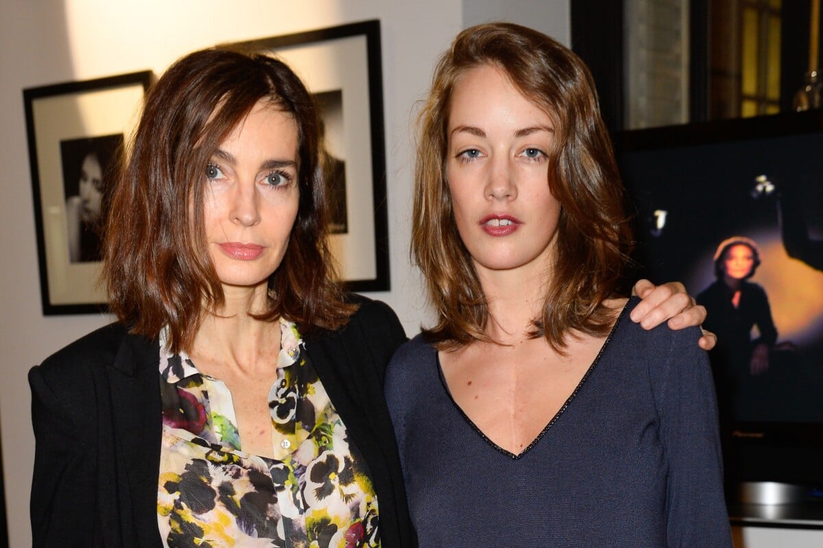 Photo : Exclusif - Anne Parillaud avec sa fille Juliette Besson ...