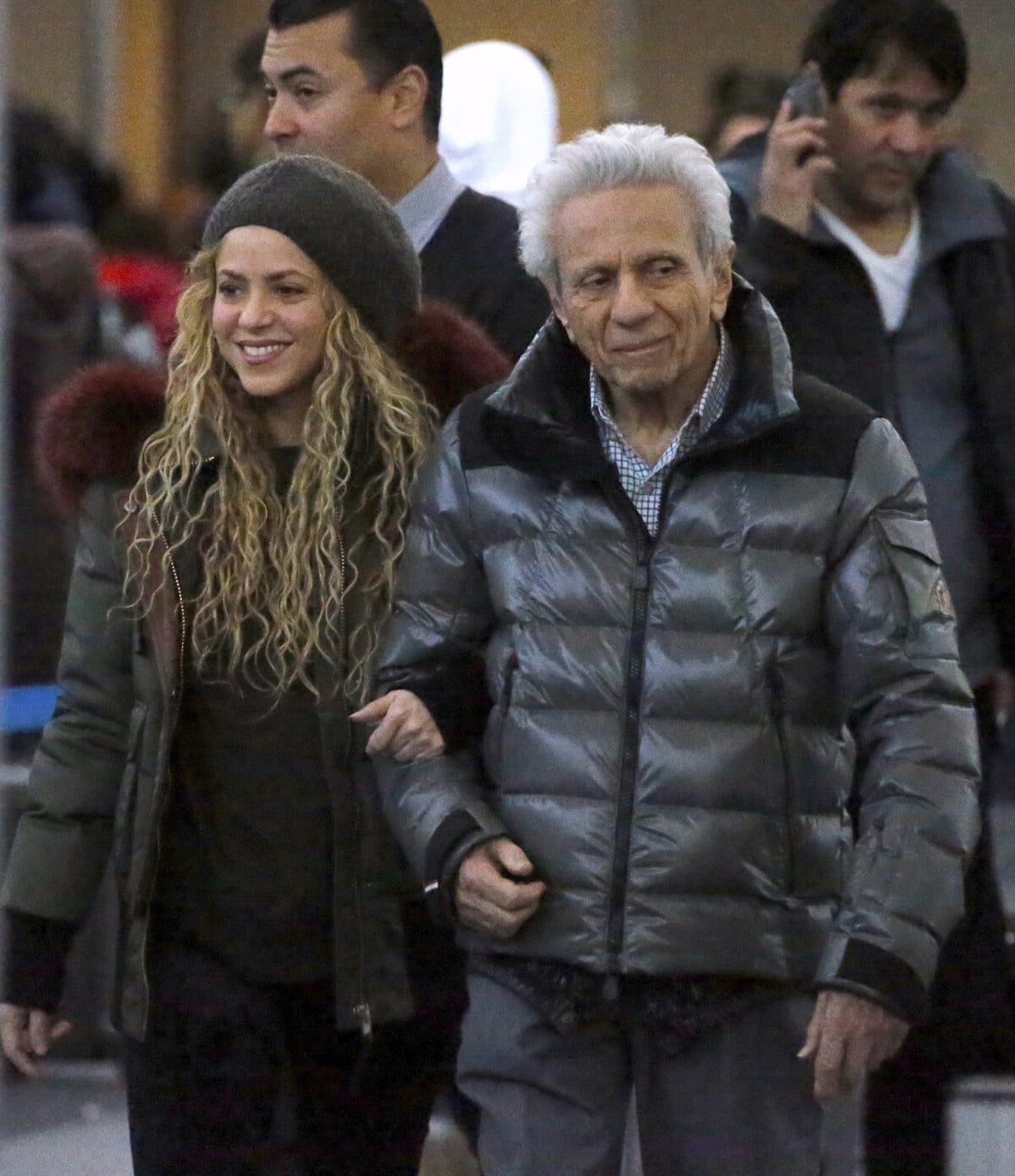 Photo : La chanteuse Shakira a accompagné ses parents, William Mebarak ...