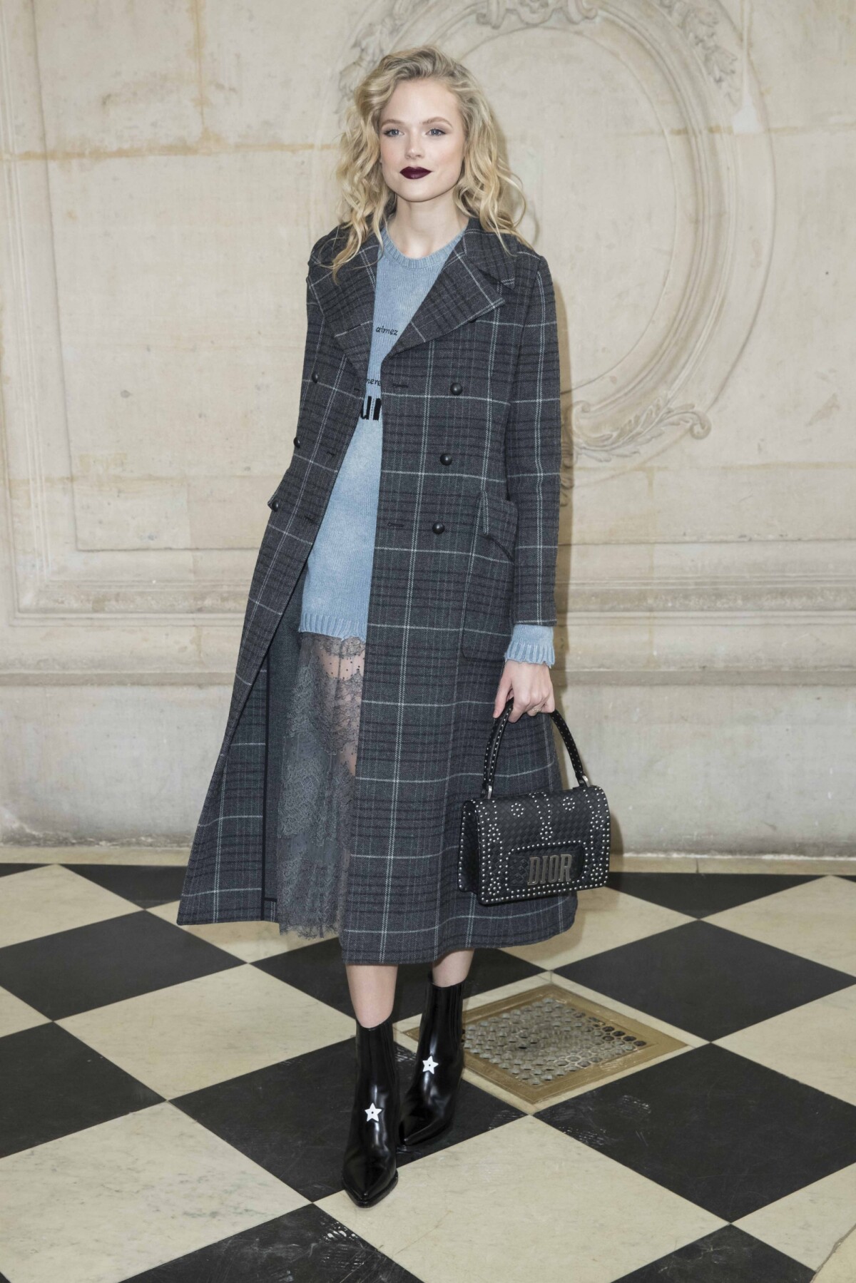 Photo : Gabriella Wilde - Photocall du défilé de mode "Christian Dior ...