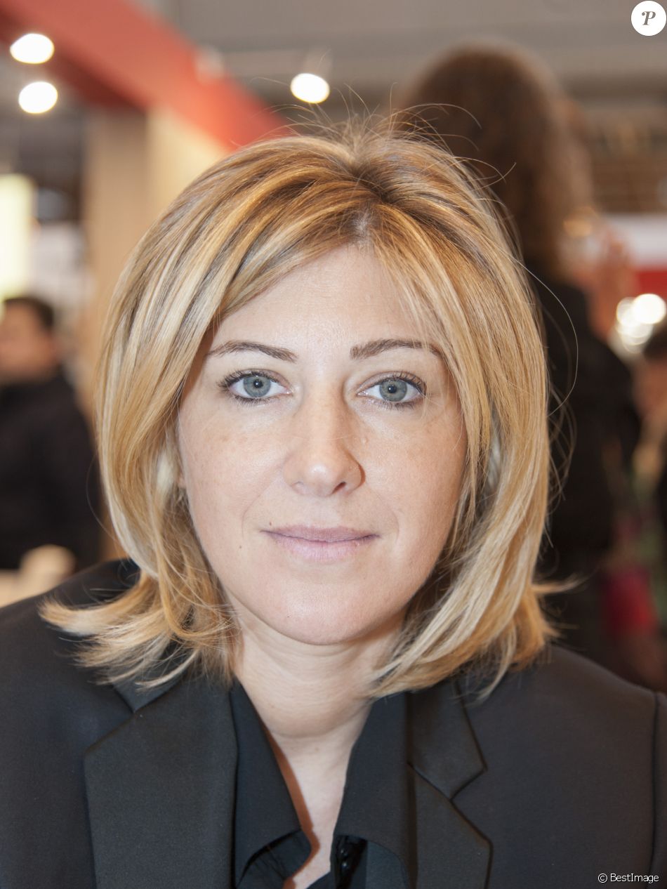 Amanda Sthers pour Les promesses - Le 33e Salon du Livre au parc des ...