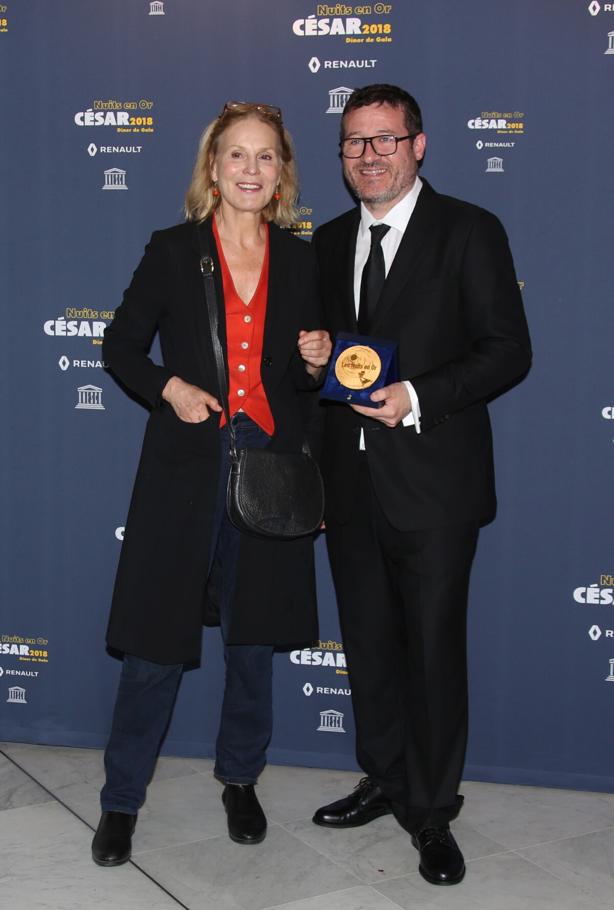Photo : Marthe Keller et Colin O'Toole - 8ème dîner de gala "Les nuits ...