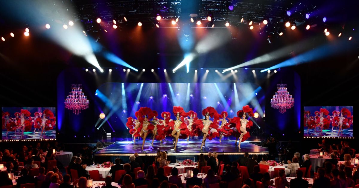 Exclusif - Les danseuses du Moulin Rouge - Enregistrement de l'émission ...