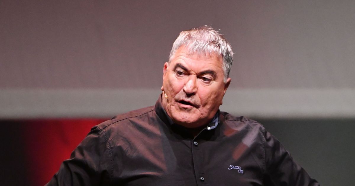 Jean Marie Bigard, l'humoriste français, au Festival des Plages du Rire ...