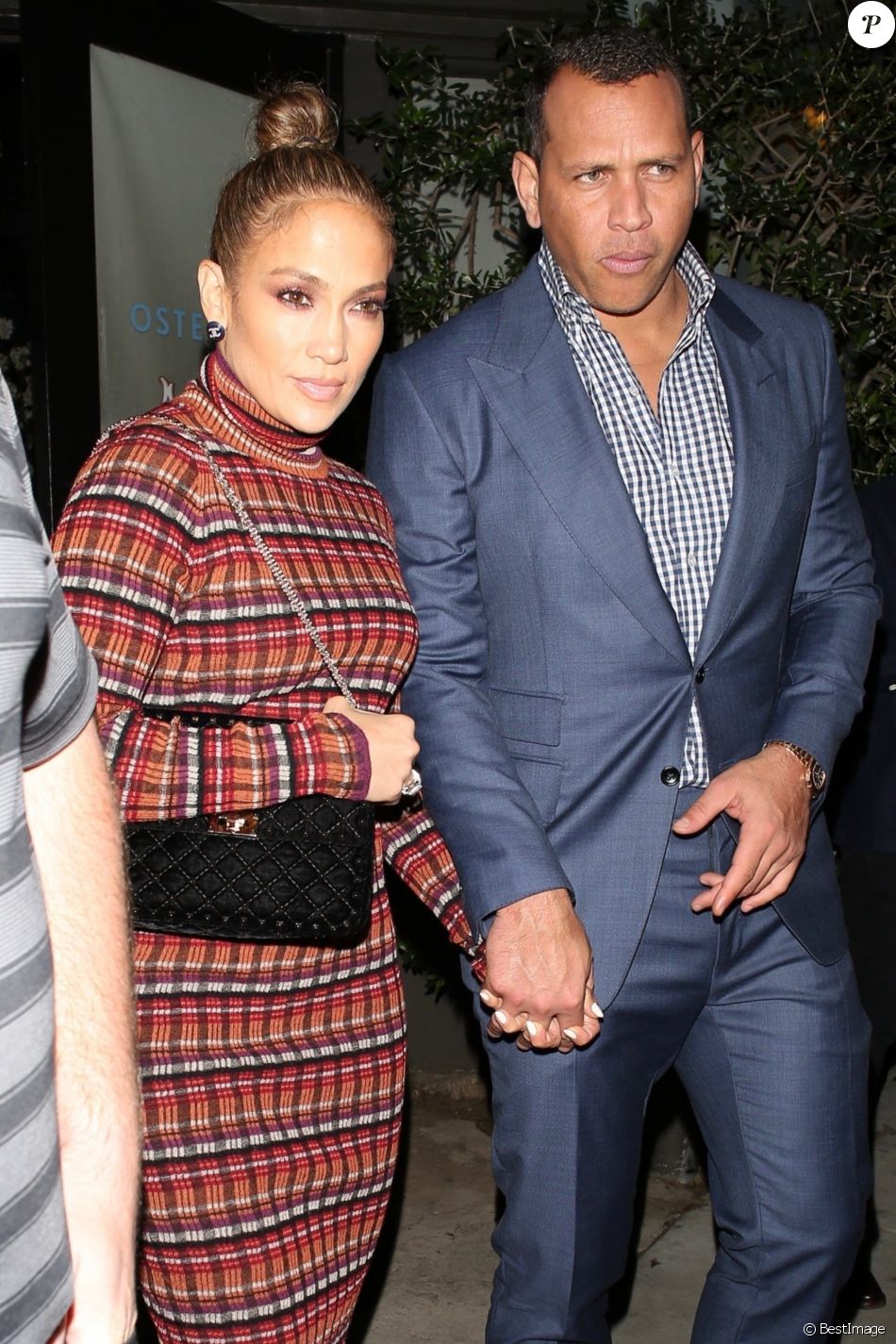 Jennifer Lopez et son compagnon Alex Rodriguez à la sortie du ...