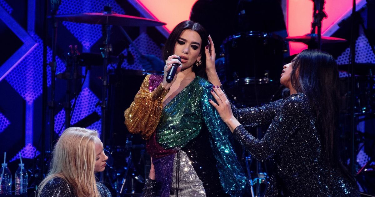 Dua Lipa sur scène lors du Z100's Jingle Ball 2018 à New York, le 7 ...
