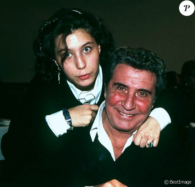 Emily Bécaud : "Etre la fille de Gilbert Bécaud a été un cauchemar ...