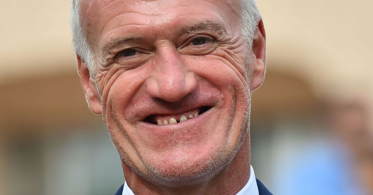 Didier Deschamps durant l'inauguration du Stade de football Didier ...