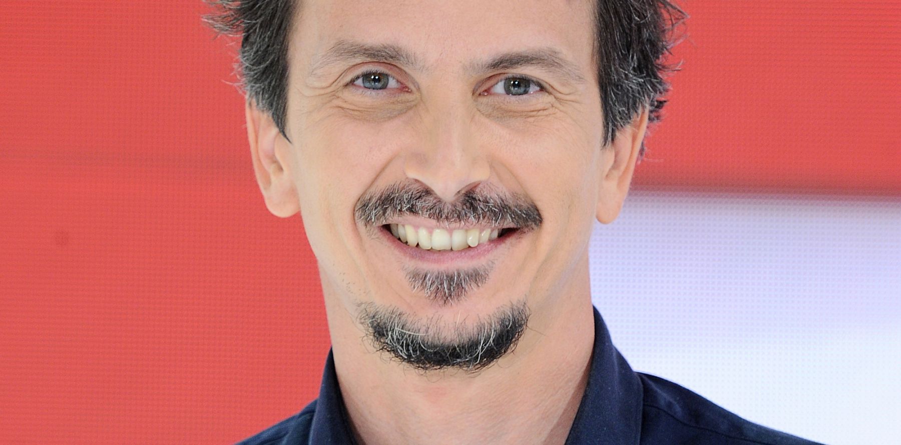 Arnaud Tsamere en deuil : après le décès d'un proche, il annule un ...