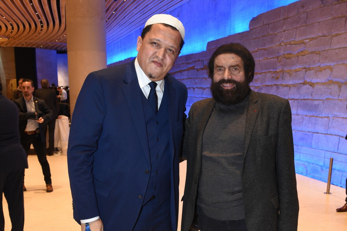 Photo : L'imam de Drancy Hassen Chalghoumi et Marek Halter lors du 34ème dîner du Conseil ...
