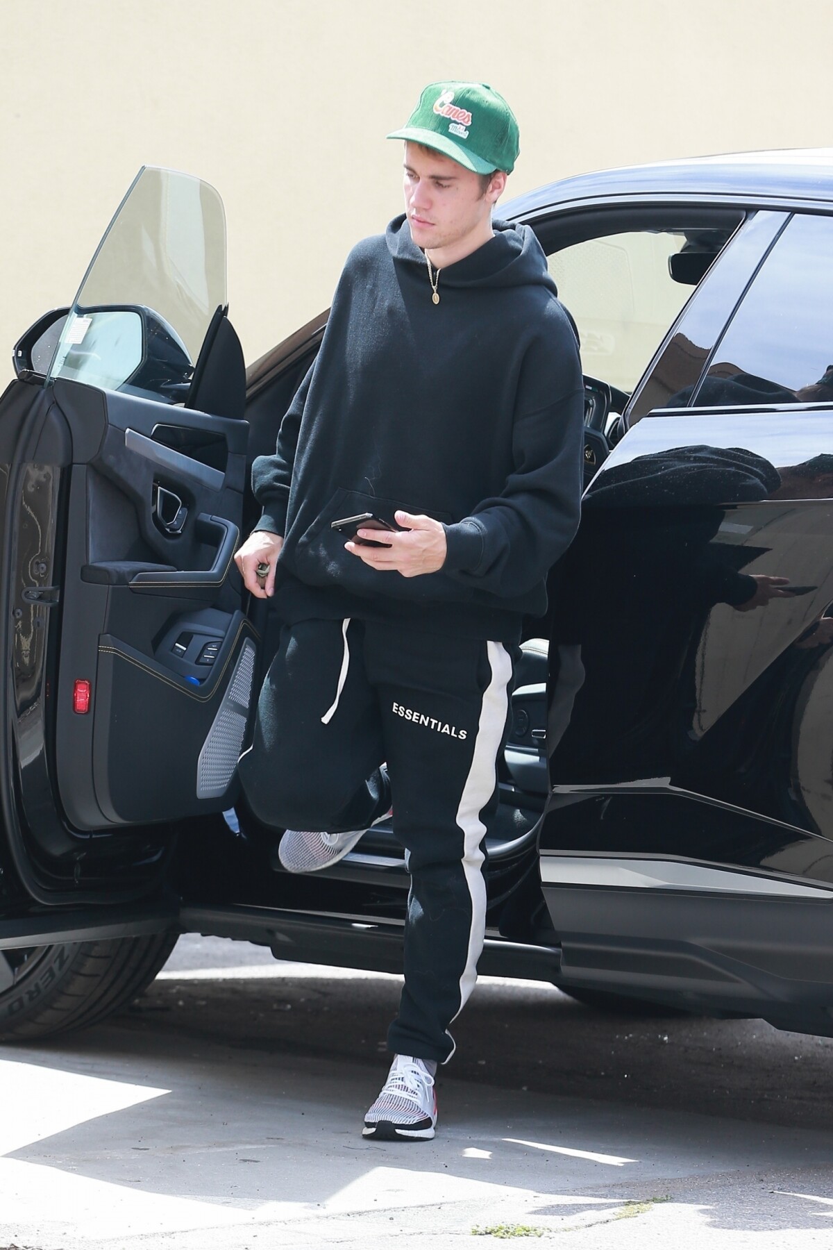 Photo : Justin Bieber est allé chercher un café chez 'Coffee Bean ...