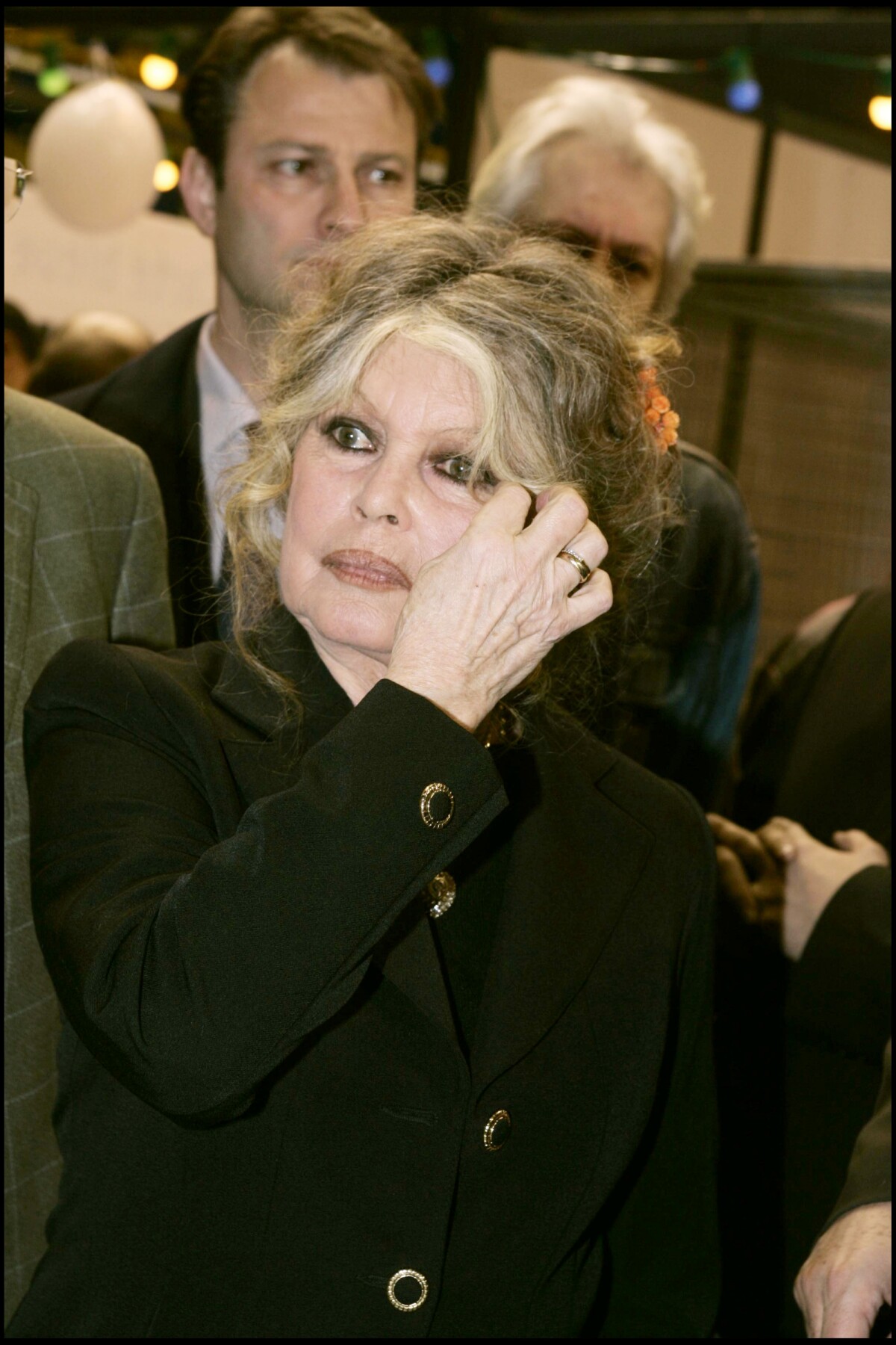 Photo : Brigitte Bardot lors du Noël des animaux en 2004 à Levallois ...