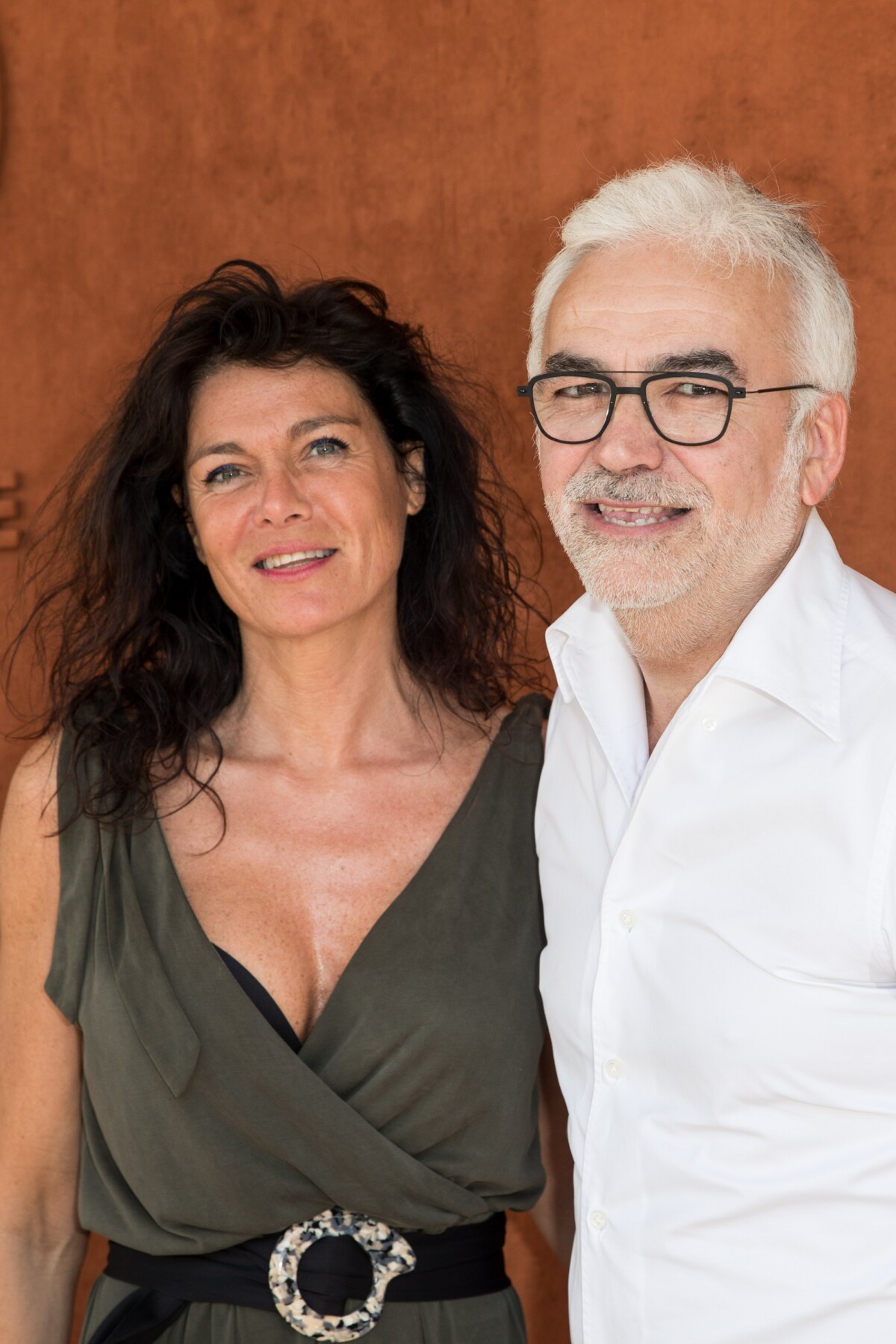Photo : Pascal Praud et sa femme au village lors des internationaux de ...