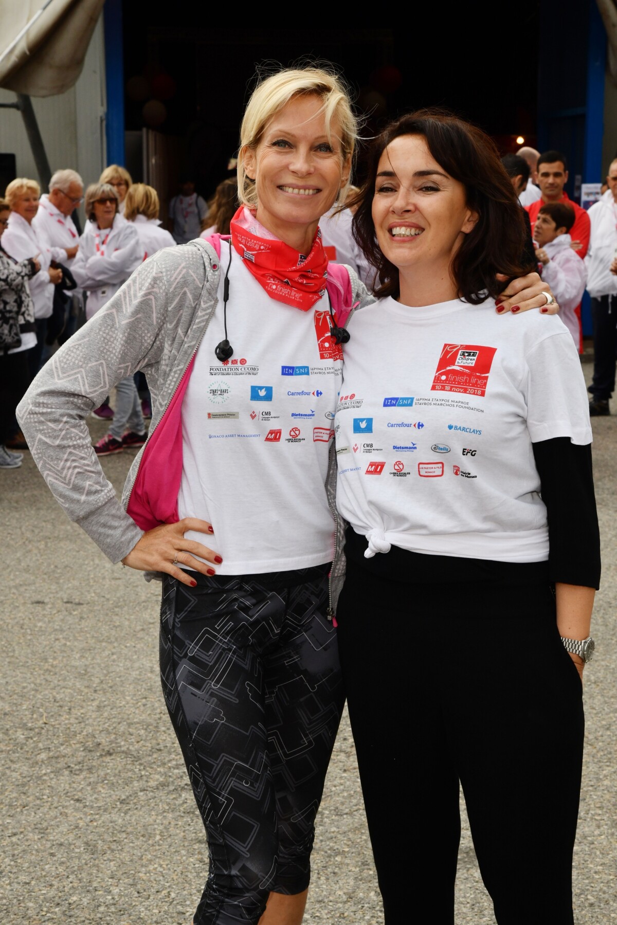 Photo : Rebecca Hampton et Stéphanie Paréja, les deux actrices de la ...