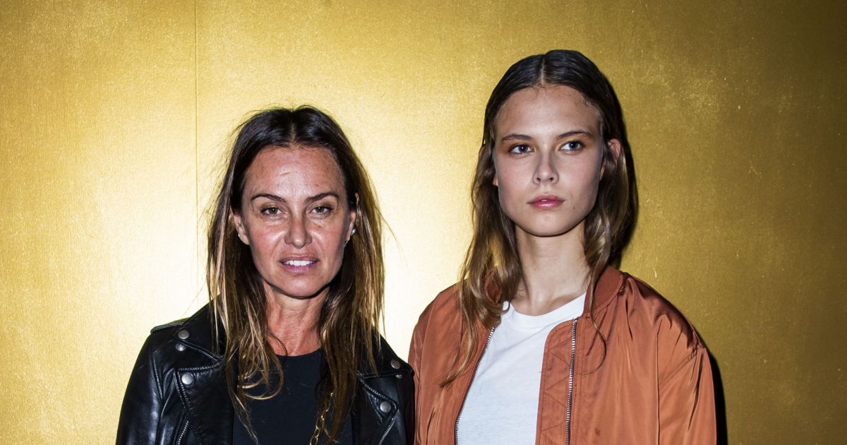 Agathe de La Fontaine et sa fille Zoé Petit au défilé Zadig & Voltaire ...