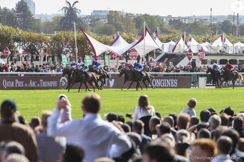 Qatar Prix de l'Arc de Triomphe sur l'hippodrome de Longchamp à Paris ...