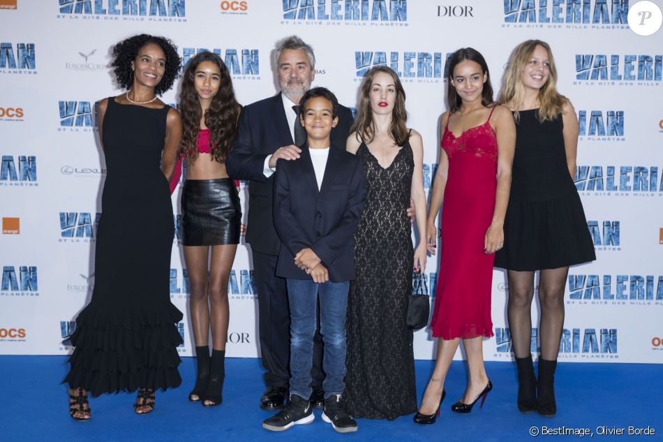 Luc Besson, sa femme Virginie Besson-Silla et ses enfants Thalia Besson ...