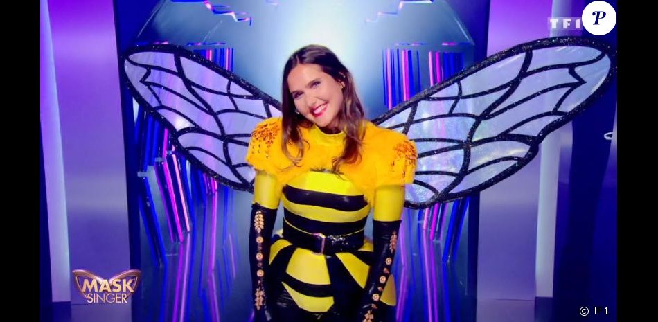 Mask Singer : Joyce Jonathan draguée par Kev Adams, le Dino démasqué ...