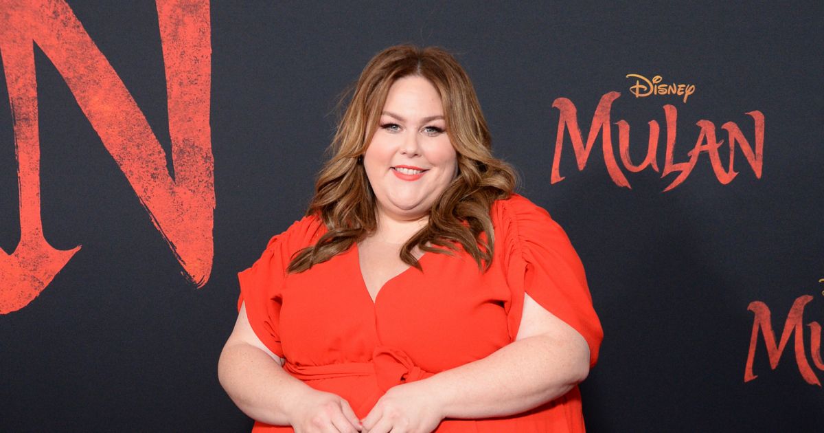 Chrissy Metz assiste à l'avant-première de Mulan au théâtre El Capitan ...