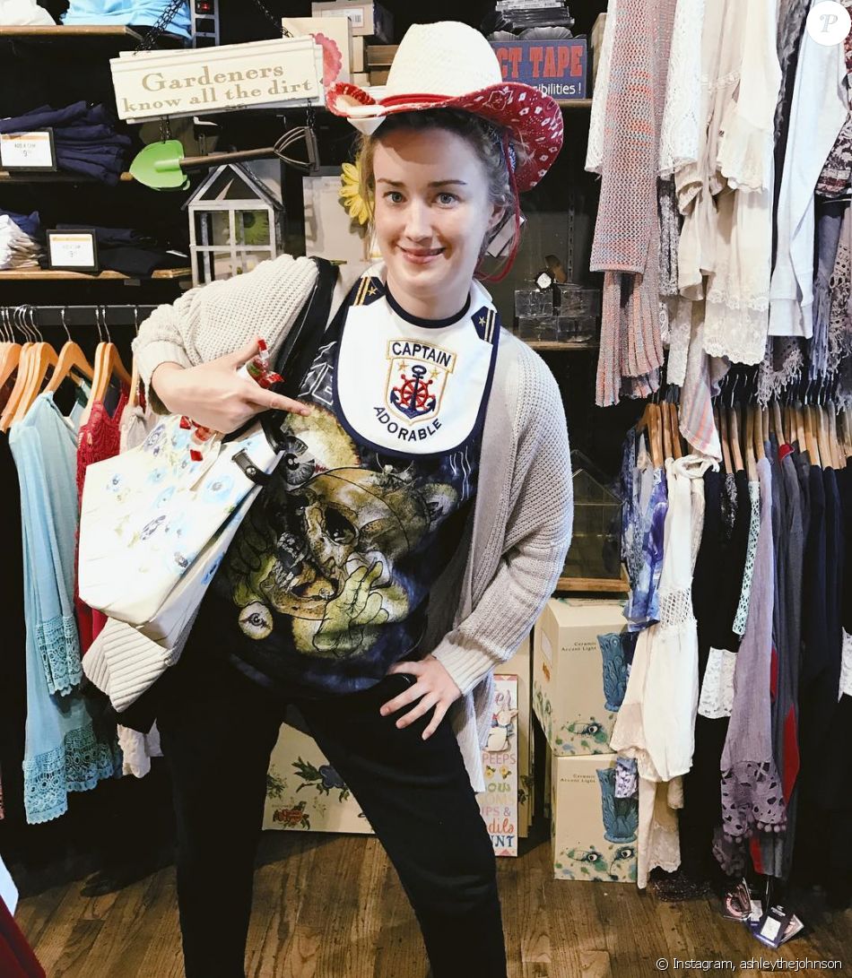 Ashley Johnson sur Instagram, en octobre 2018. - Purepeople