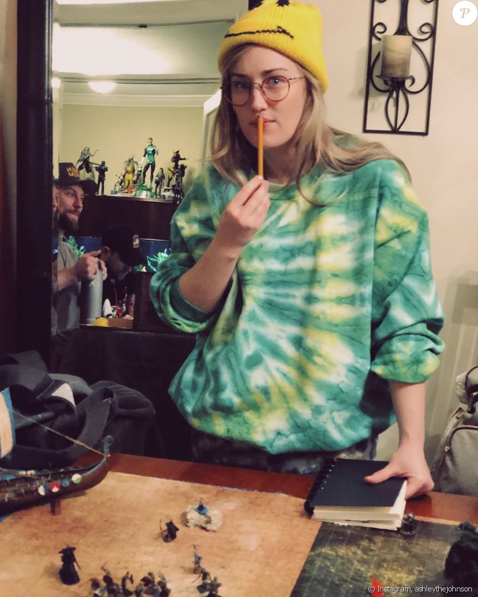 Ashley Johnson sur Instagram, en décembre 2019. - Purepeople