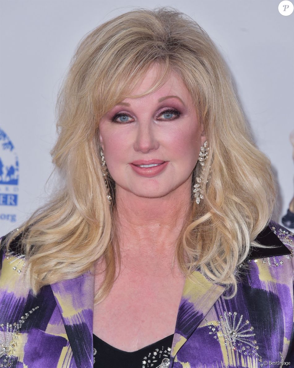 Morgan Fairchild au photocall de la soirée des Hollywood Beauty Awards ...