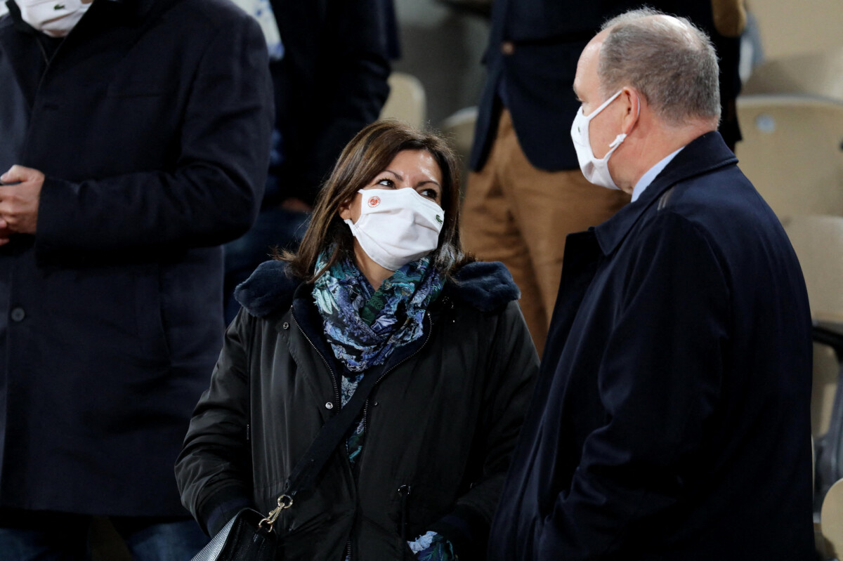 Photo : La maire de Paris, Anne Hidalgo et le prince Albert de Monaco ...