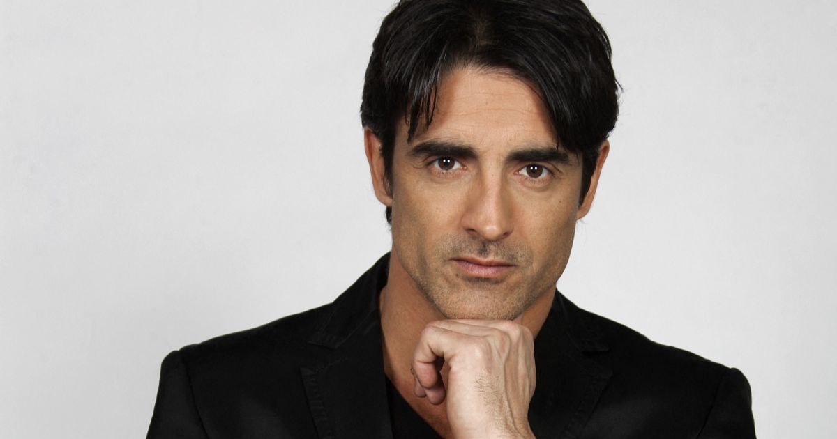 Archive - Gregory Basso le 5 decembre 2012 - Purepeople