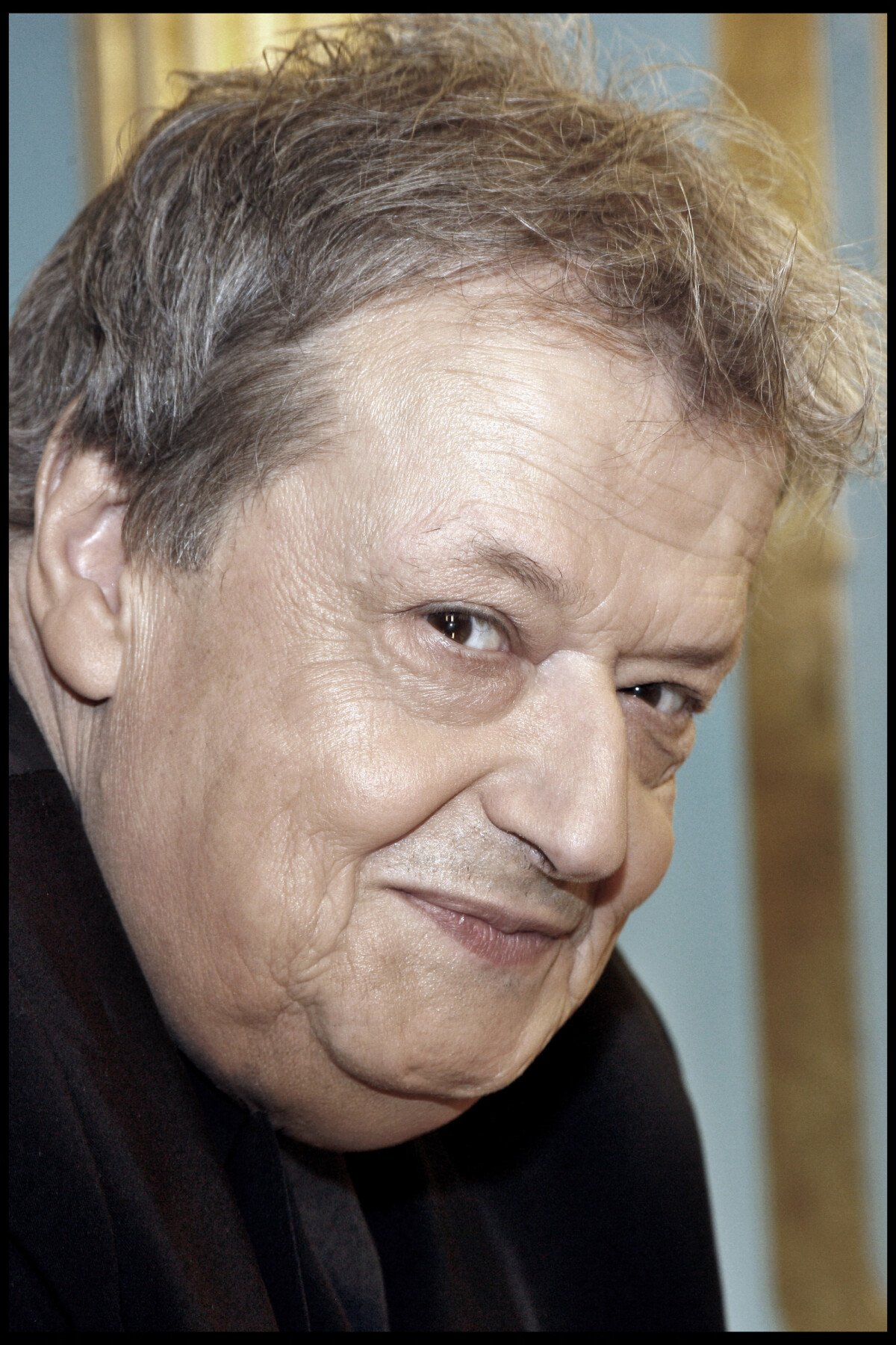 Photo : Portrait de Guy Carlier. - Purepeople