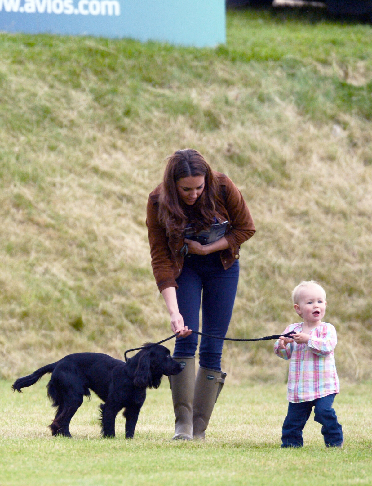 Photo : Kate et Savannah Philipps le 17 juin 2012. Journée au polo-club ...
