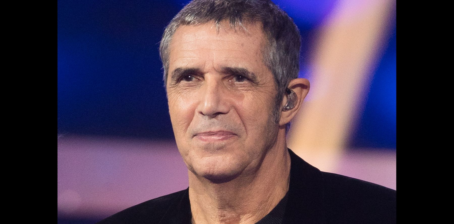 Julien Clerc a retrouvé son fils Barnabé : Julien Clerc a retrouvé son fils Barnabé :