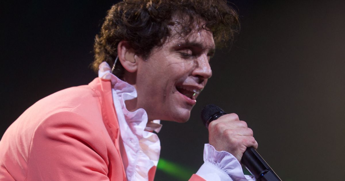 Mika (Michael Holbrook Penniman Jr) en concert au PalaEur à Rome dans ...